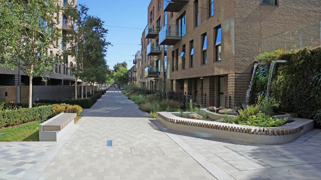 BS 7533-101:2021 – Designing modular paving to last - Interpave